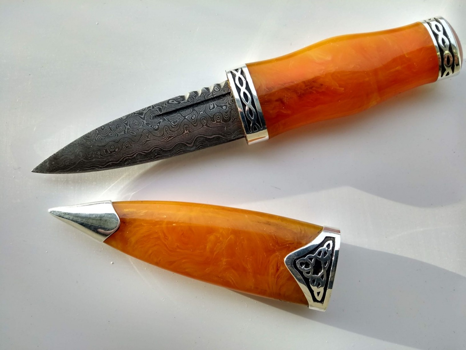 Buy Beautiful & Unique Sgian Dubhs - Kilt Knife